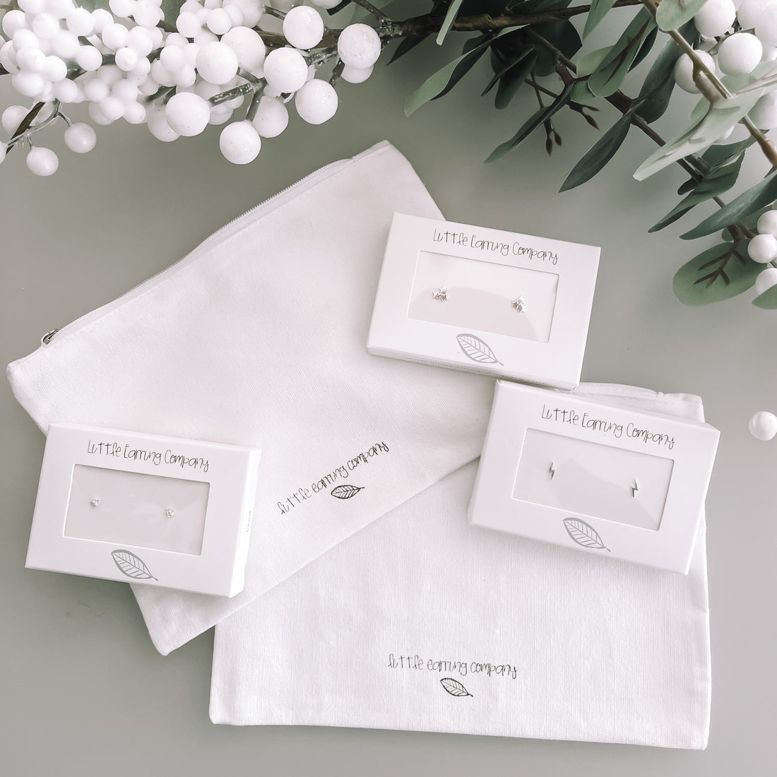 Huggies - Star – little earring company